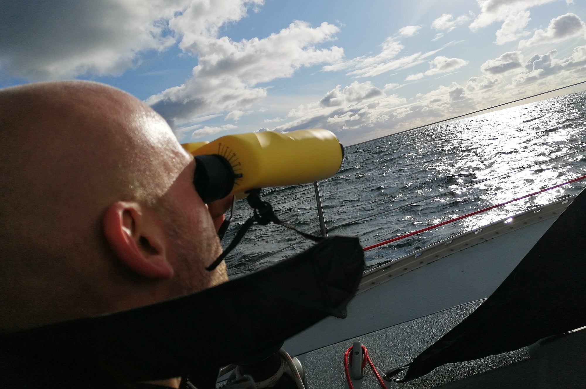 Erik Aanderaa seglar solo – med hundratusentals följare – Silva Canada